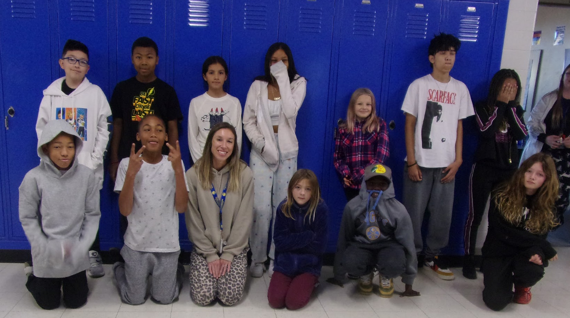 Manual Middle School » Academic Offerings